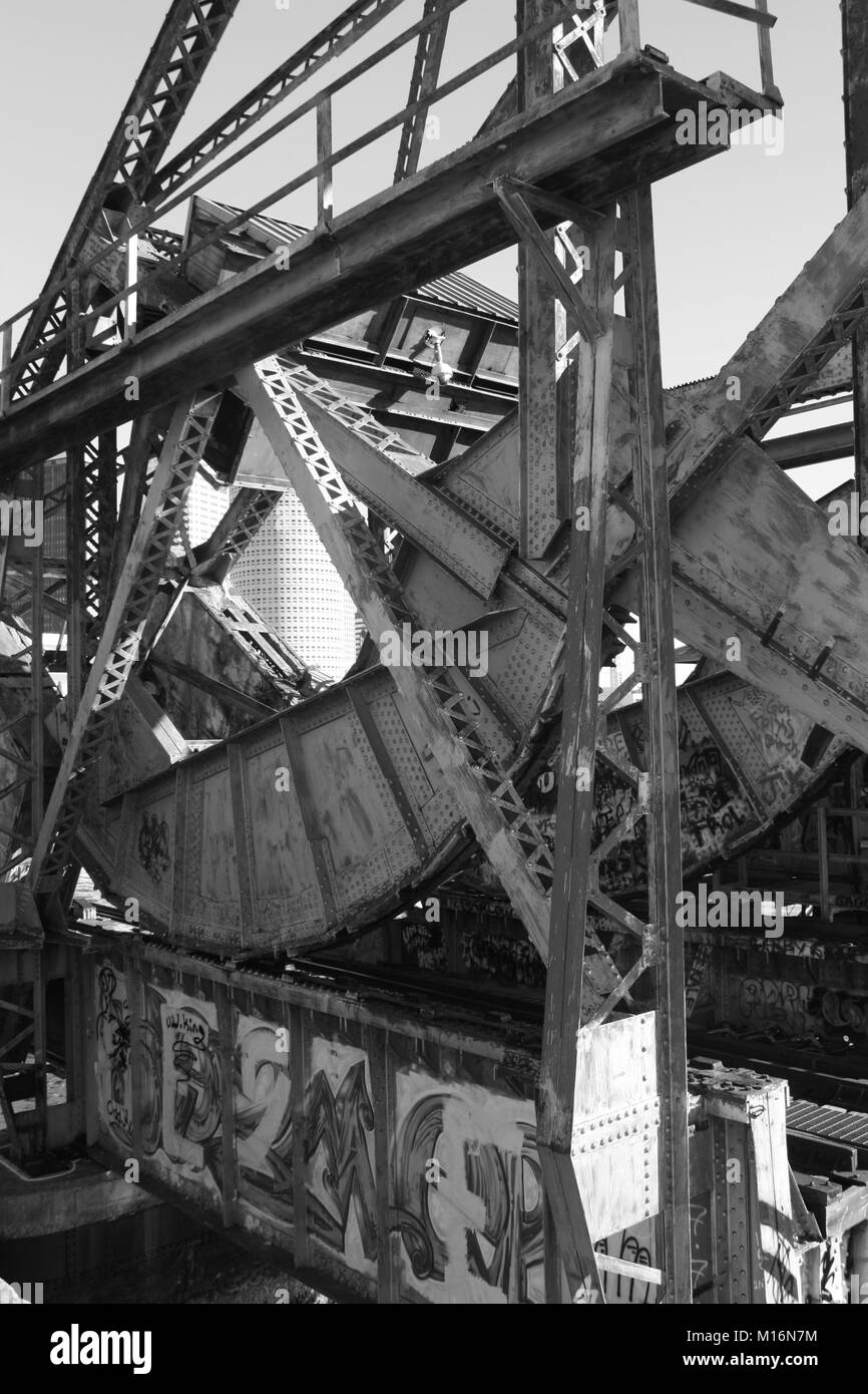 Section of the Cass Street Drawbridge, Tampa Riverwalk Stock Photo - Alamy