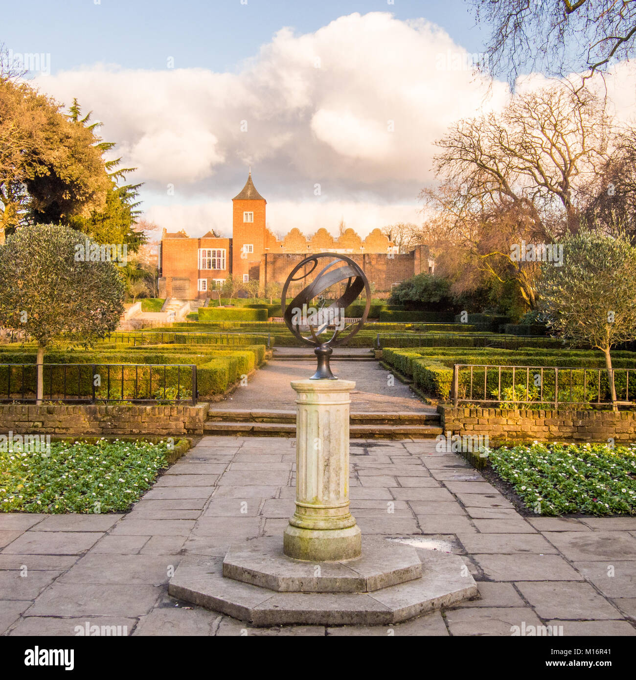 Holland park london garden hi-res stock photography and images - Alamy