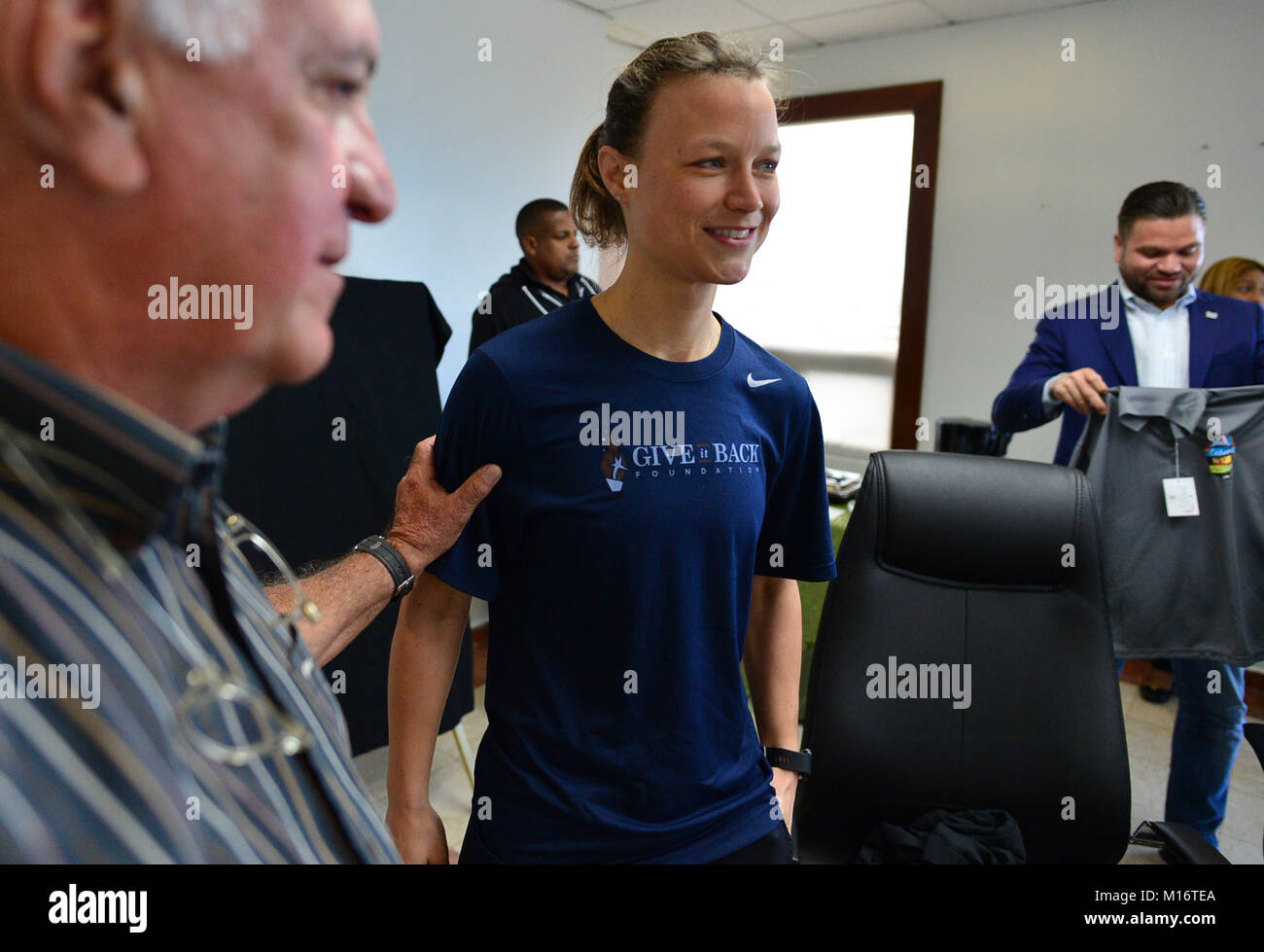 SAN JUAN, Puerto Rico. , . LA EXVOLEIVOLISTA COURTNEY THOMPSON ENTREGO ...