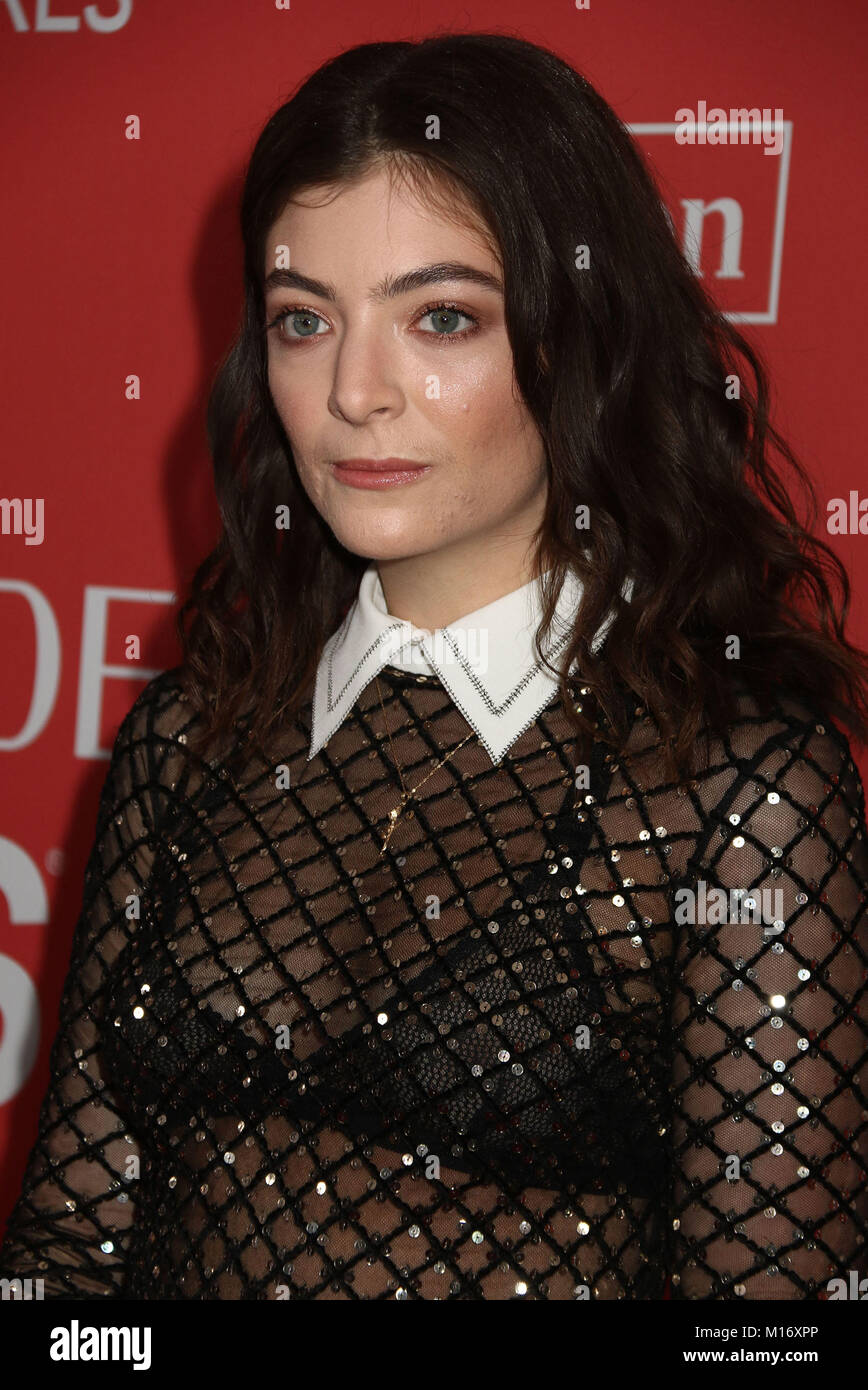 Lorde singer 2018 hi-res stock photography and images - Alamy