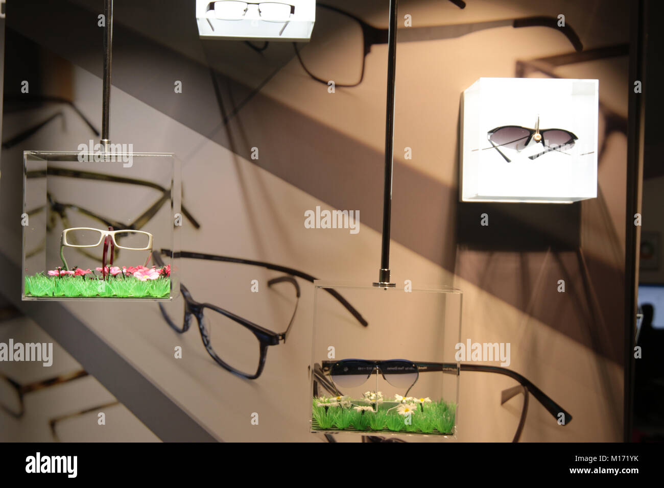 London UK 27 January 2018 The UK's largest optical event ,100 % Optical ...