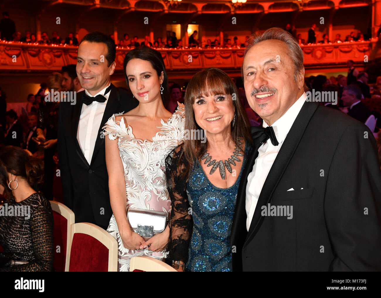 Dresden, Germany. 26th Jan, 2018. Actor Wolfgang Stumph, his wife ...