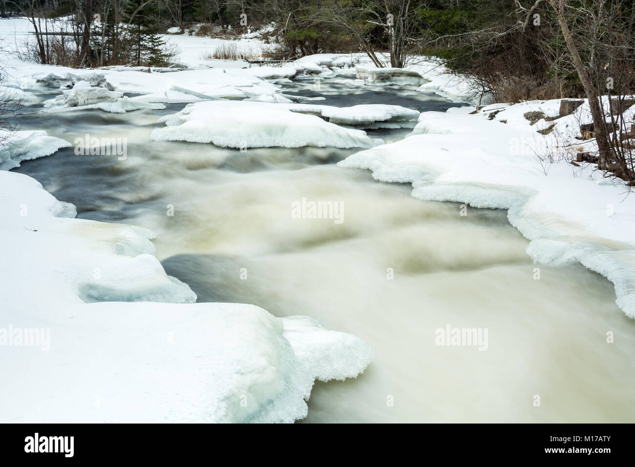 River Ice And Snow In Winter Stock Photo - Alamy