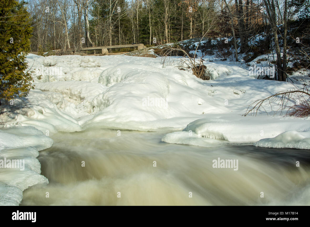 Frozen Ice River Stock Photo - Alamy