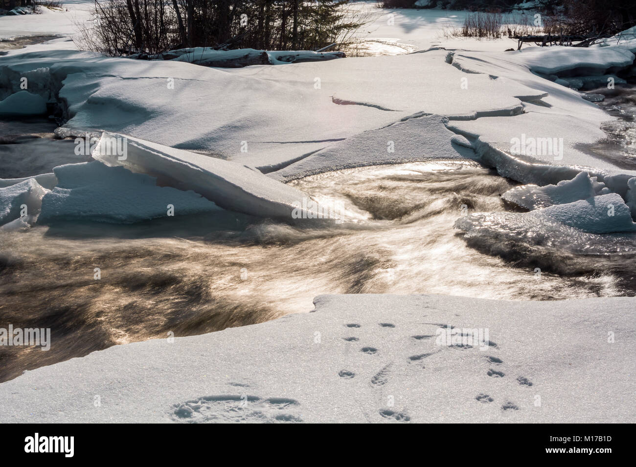 Frozen Ice River Stock Photo - Alamy