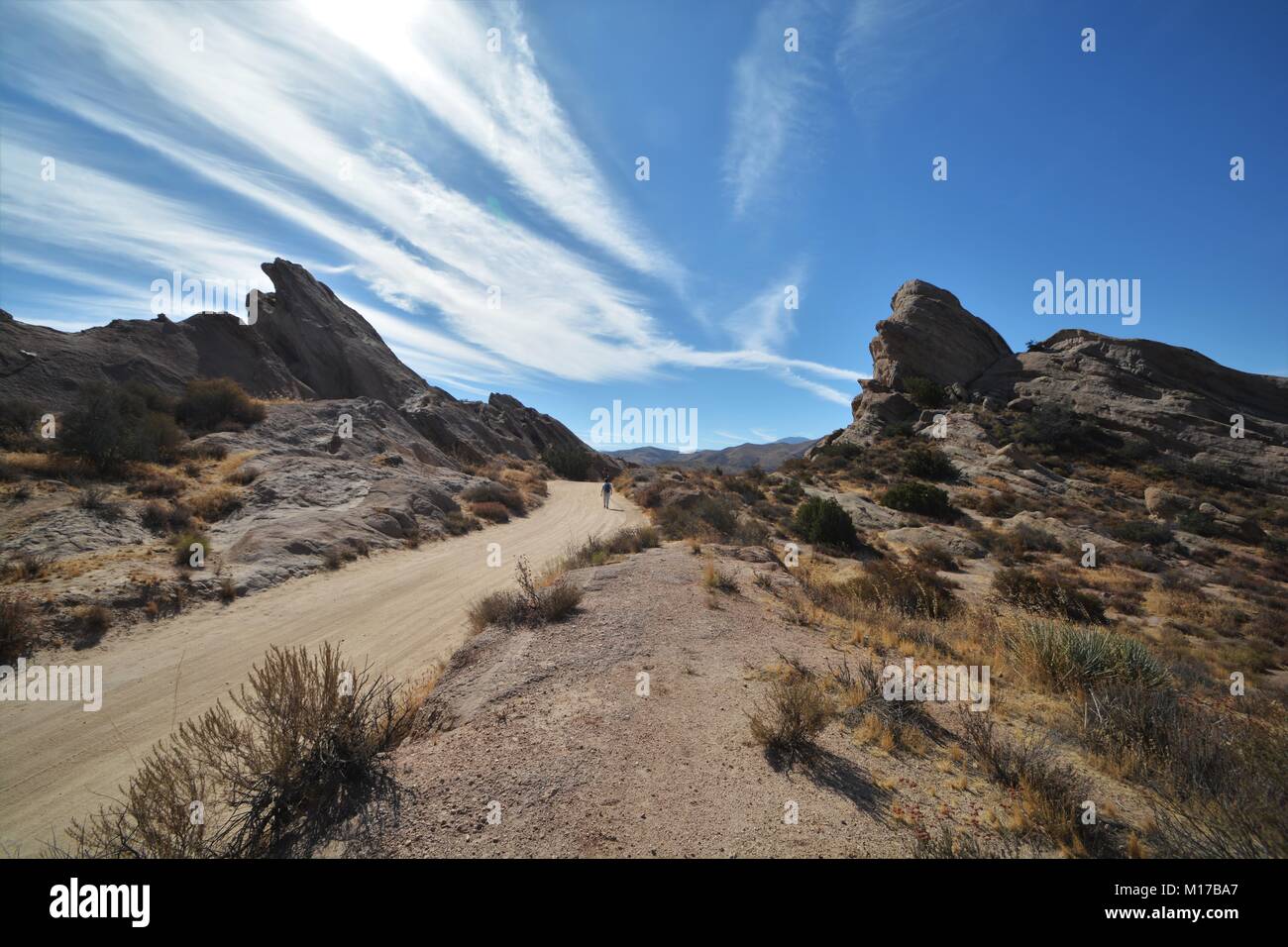 Straight clouds hi-res stock photography and images - Alamy