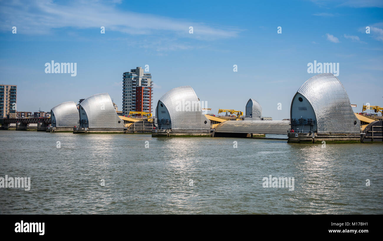 Woolwich ferry pier hi-res stock photography and images - Alamy
