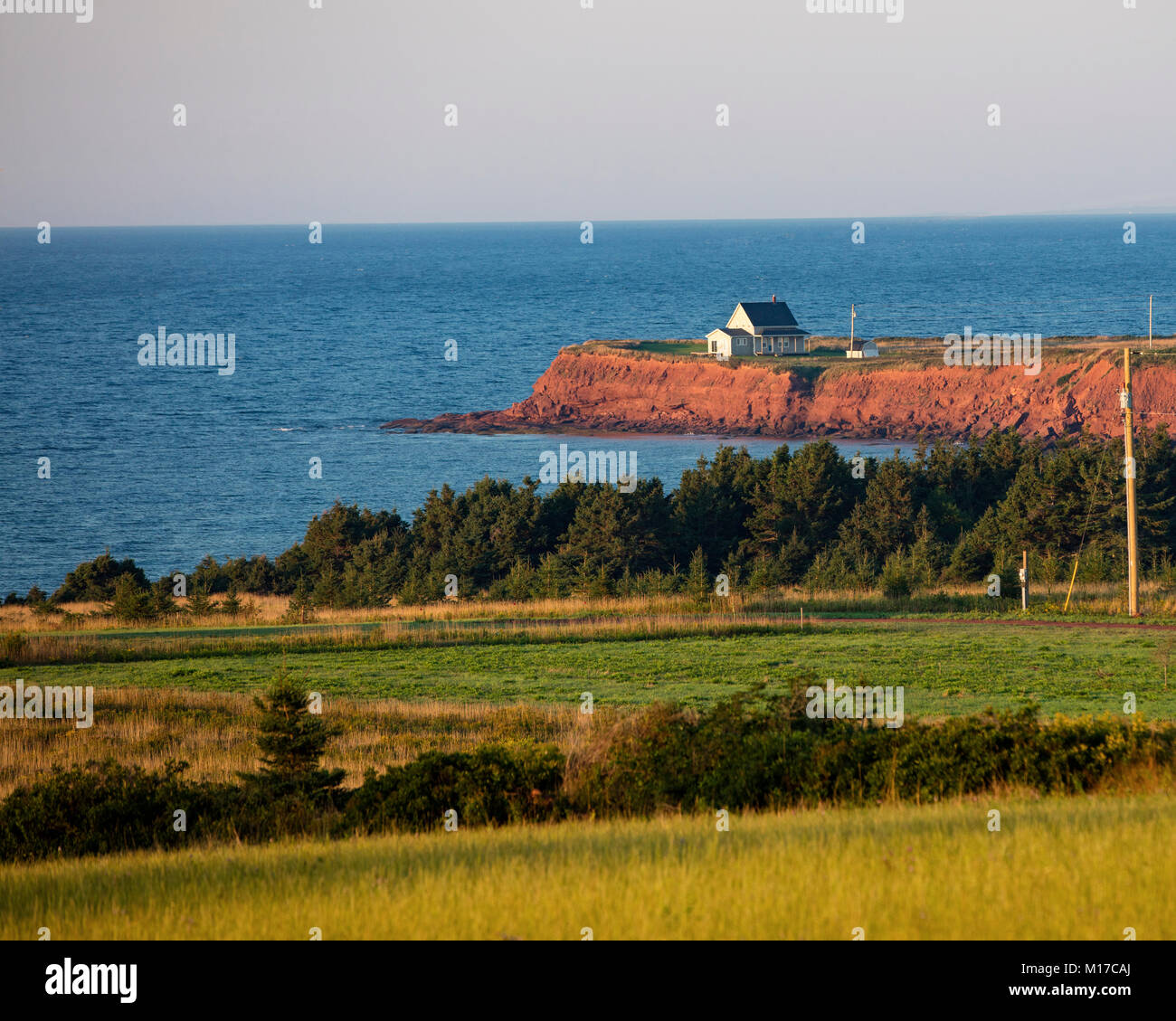 Red cliffs prince edward island hi-res stock photography and images - Alamy