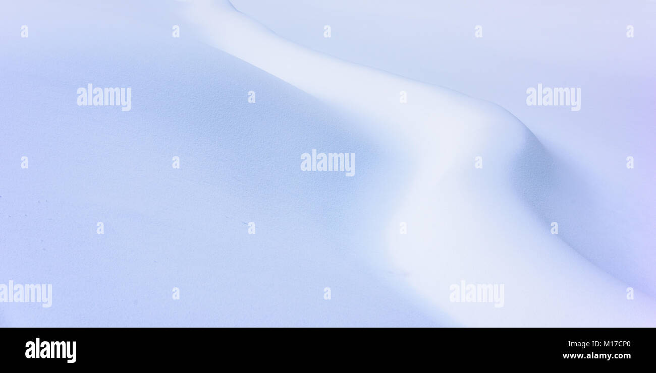 Lines in the snow Stock Photo - Alamy
