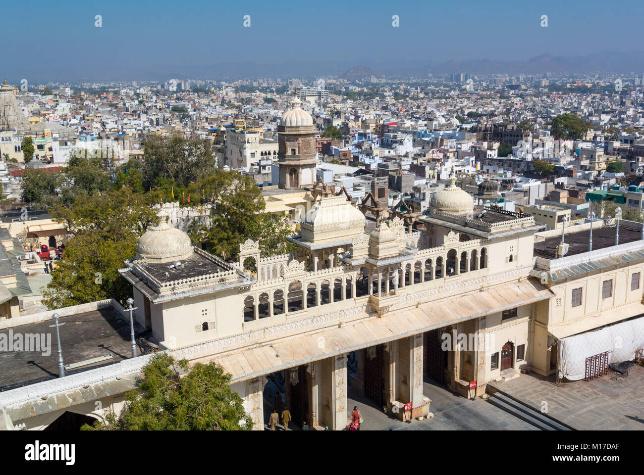 City palace udaipur interior hi-res stock photography and images - Alamy