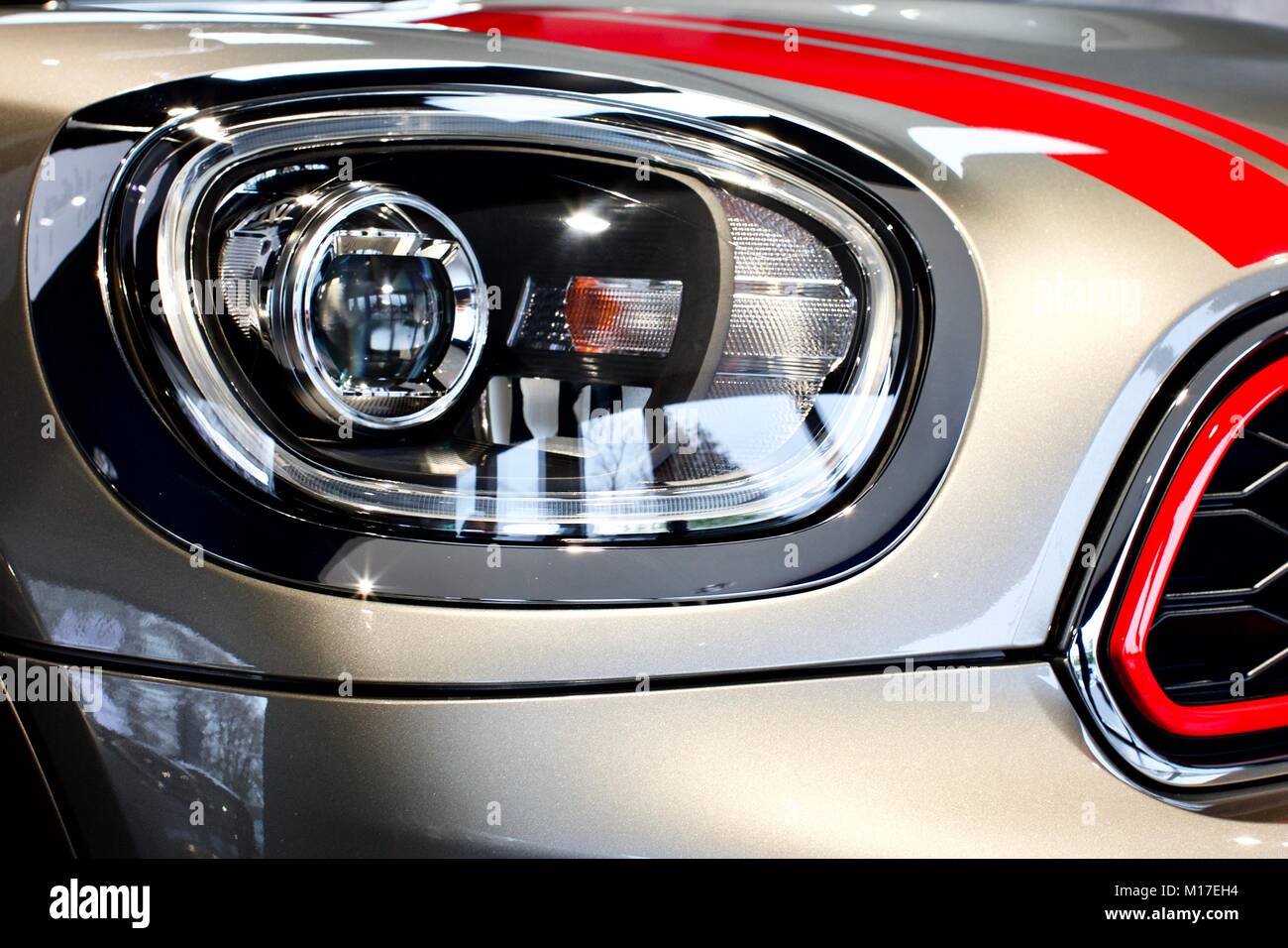 Mini cooper car silver hi-res stock photography and images - Alamy