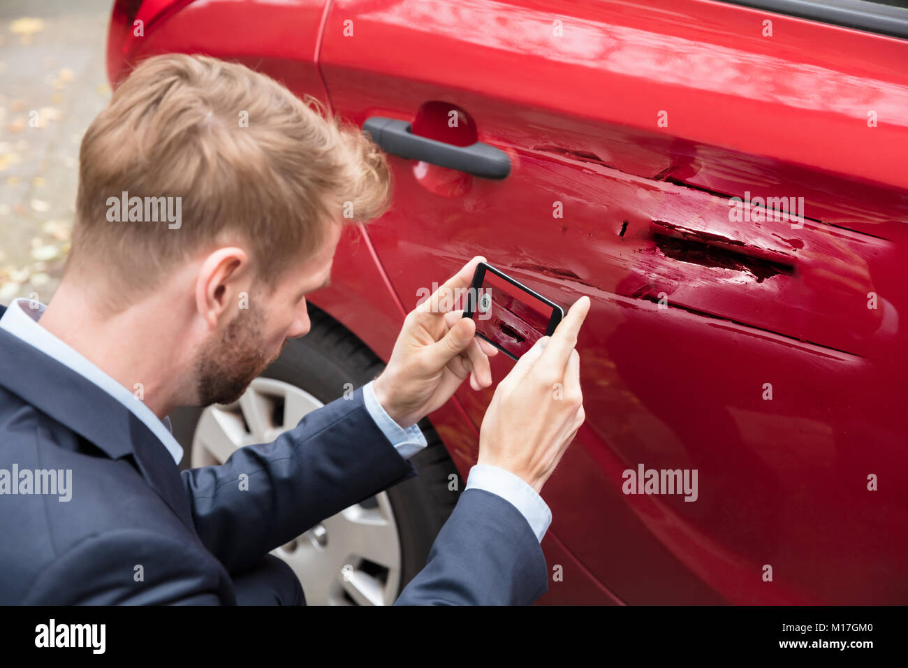 Accident photo mobile phone hi-res stock photography and images - Alamy