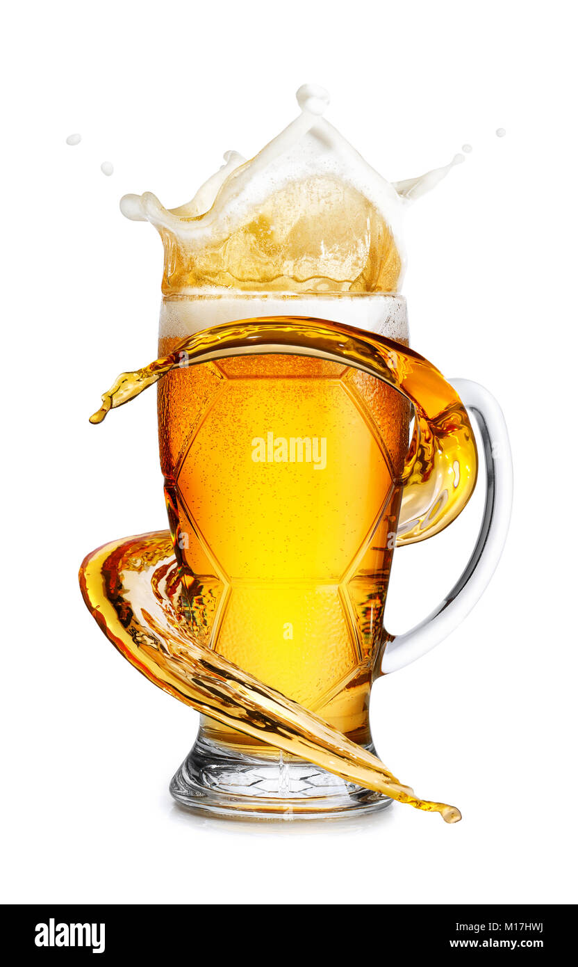 beer in mug with splash Stock Photo - Alamy