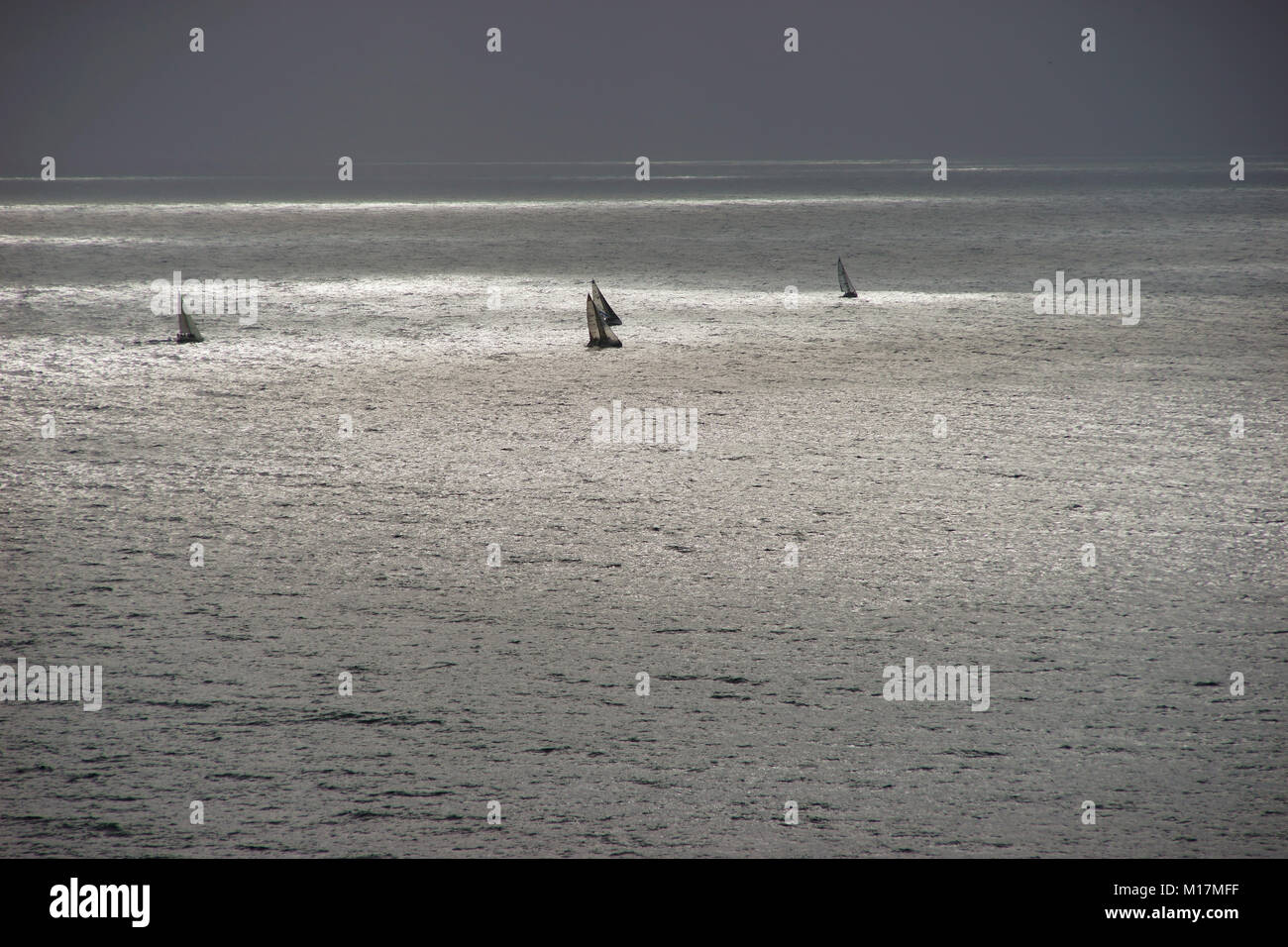 Sails under rain hi-res stock photography and images - Alamy
