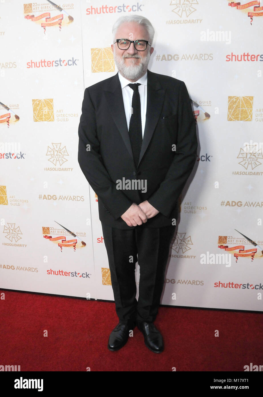 Alamy crown design hi-res stock photography and images - Alamy