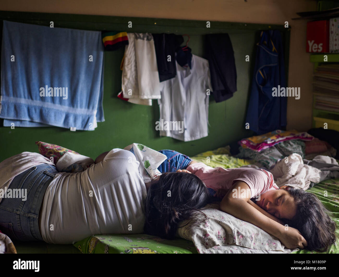 Philippines School Classroom Stock Photos & Philippines School ...