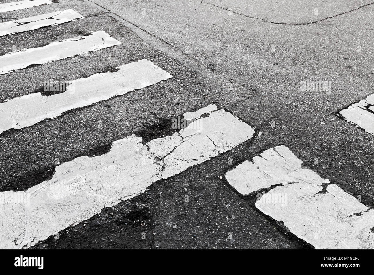 Dirty pedestrian path hi-res stock photography and images - Alamy