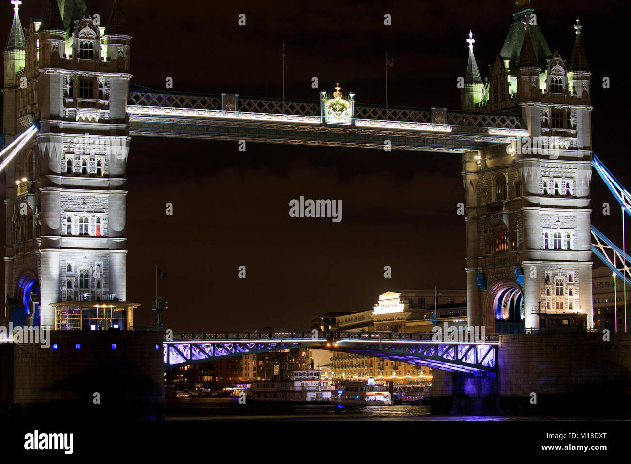 Tower Bridge at night Stock Photo - Alamy