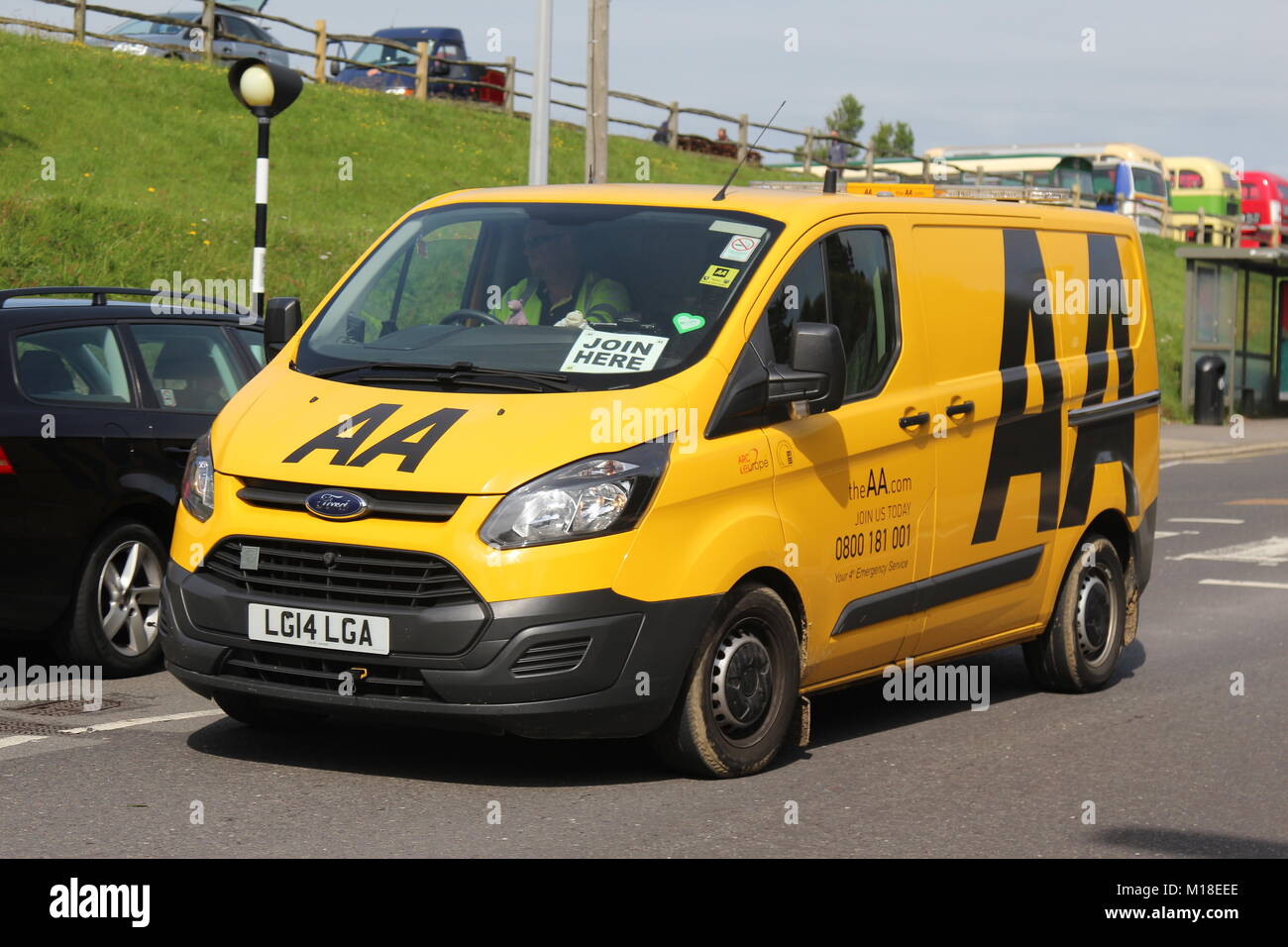 Automobile association aa patrol hi-res stock photography and images ...