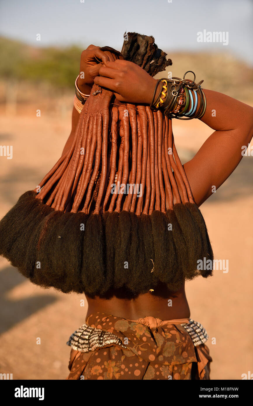 Married himba woman hi-res stock photography and images - Alamy