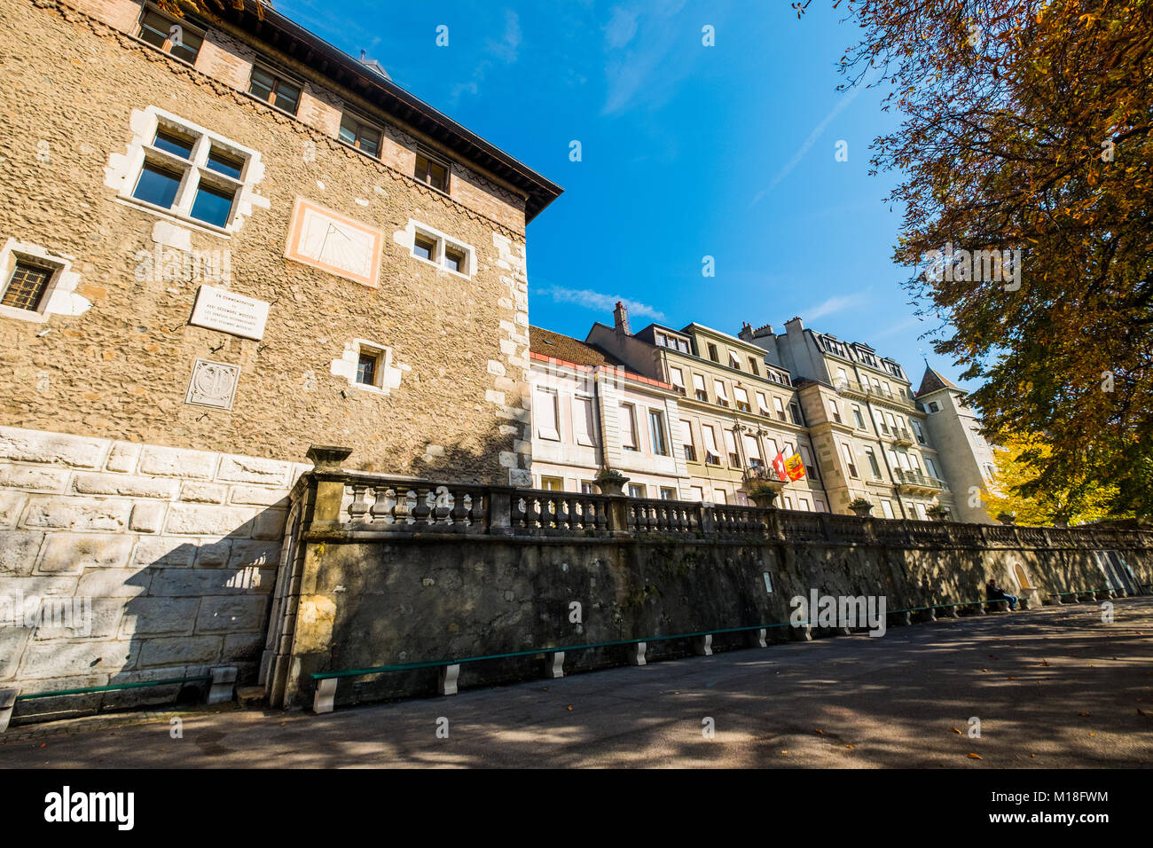 Historical building in downtown Geneve, Swiss Stock Photo - Alamy