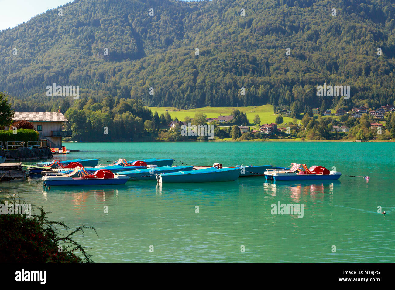 FUSCHL AM SEE, AUSTRIA - SEPTEMBER 14, 2016 : Landscape view of Lake ...