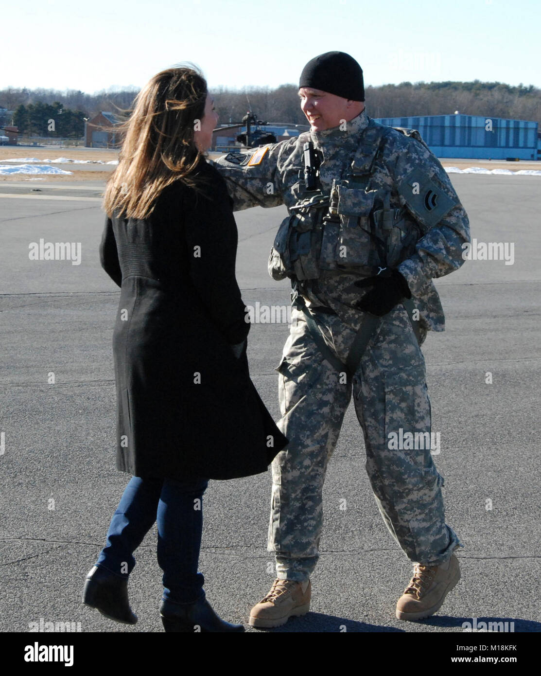 Stacey Johnson greets her husband New York Army National Guard Chief ...