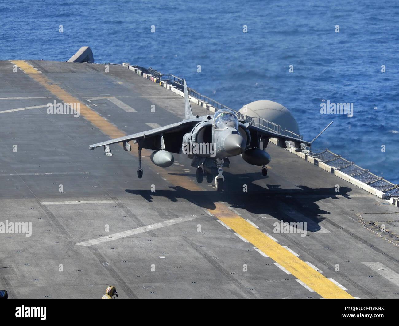 PACIFIC OCEAN – An AV-8B Harrier with the 15th Marine Expeditionary ...