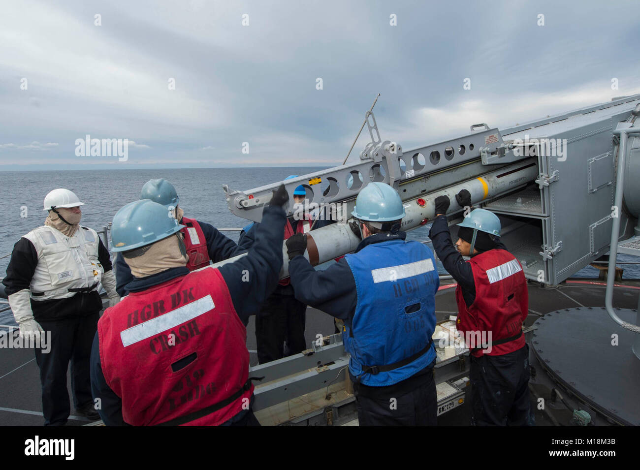 Sea sparrow launcher hi-res stock photography and images - Alamy