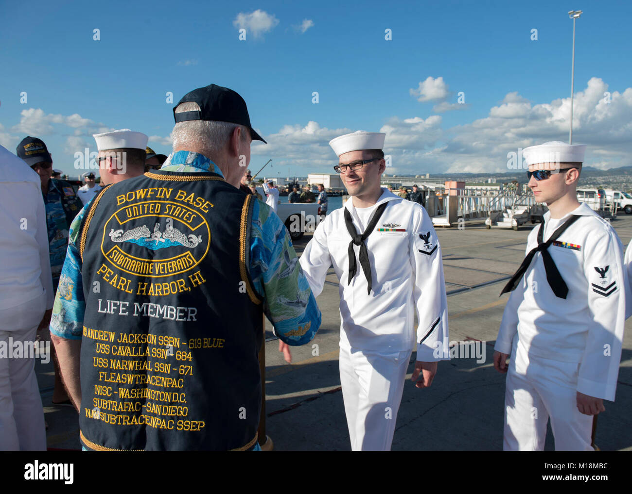 PEARL HARBOR (Jan. 26, 2018) - Sailors of the USS Missouri (SSN 780 ...