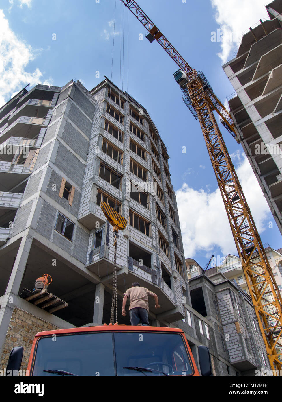 Concrete blocks loading hi-res stock photography and images - Alamy