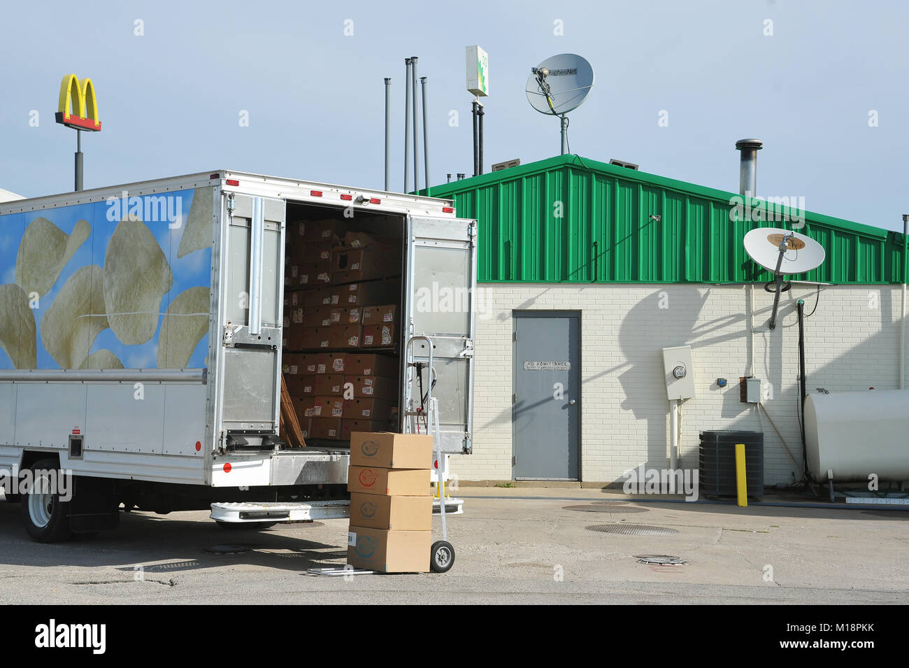 Backdoor hi-res stock photography and images - Alamy