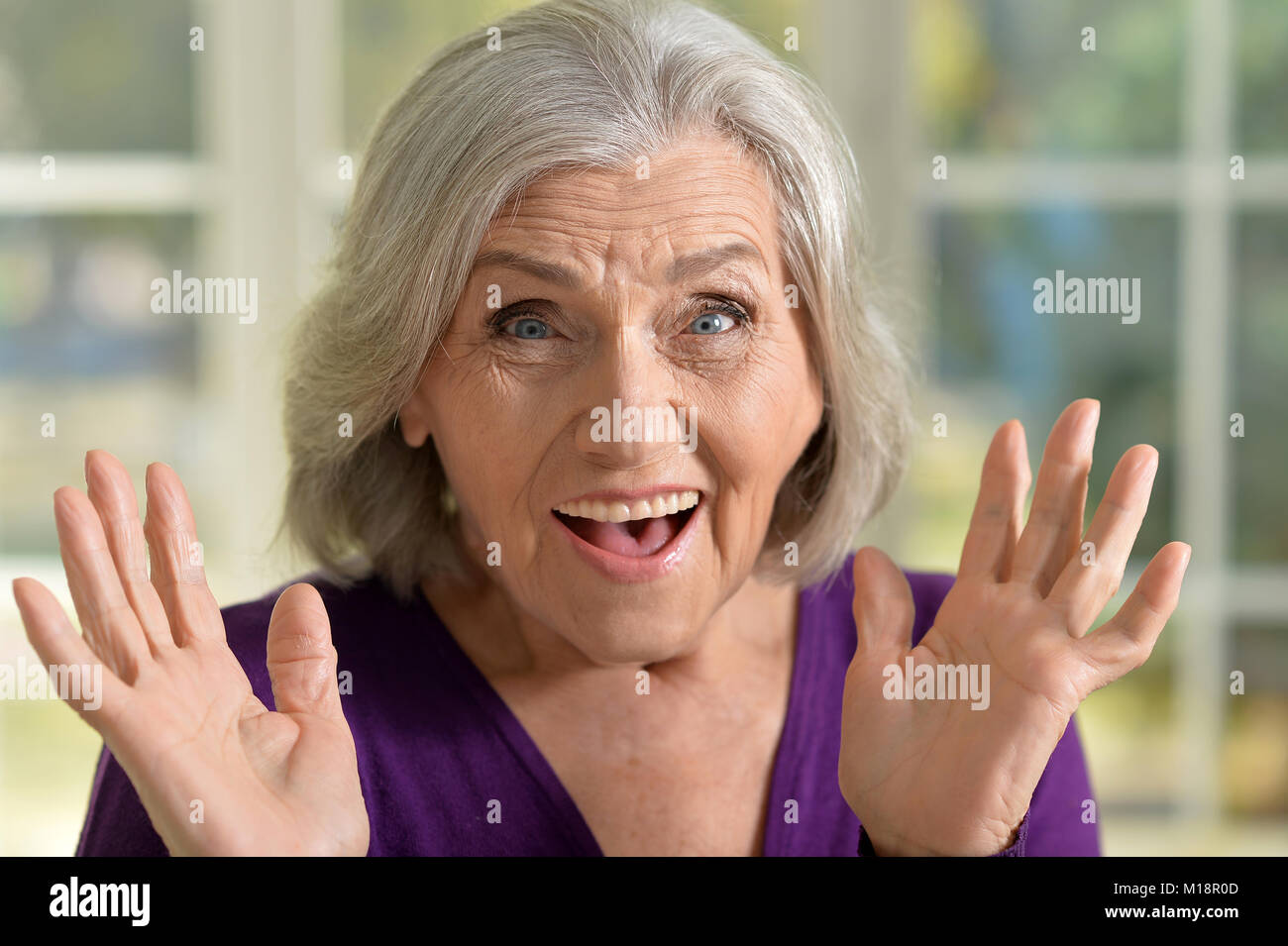 Old lady purple hair hi-res stock photography and images - Alamy