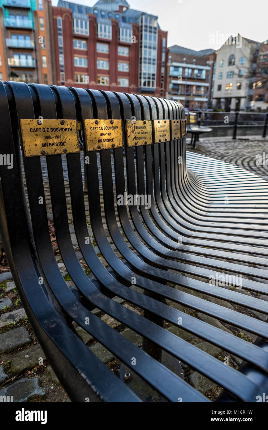 Merchant Navy Association memorial and seating. Remembering dead ...