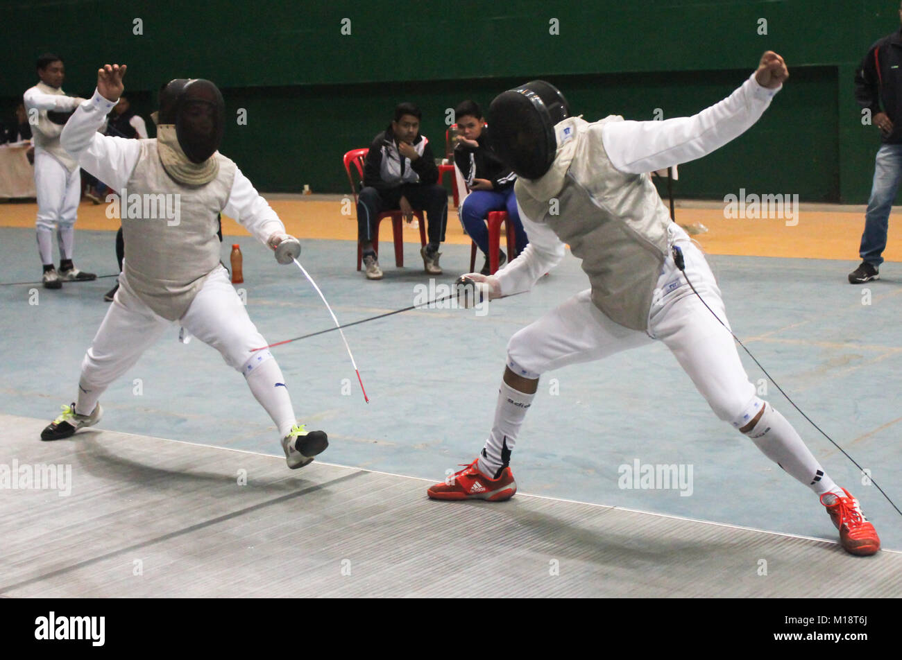 Fencing players in action hi-res stock photography and images - Alamy