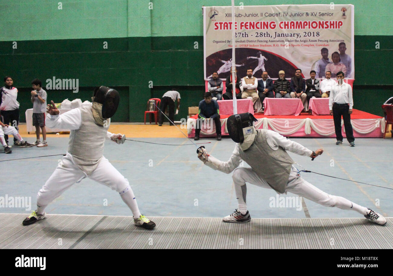 Fencing players in action hi-res stock photography and images - Alamy