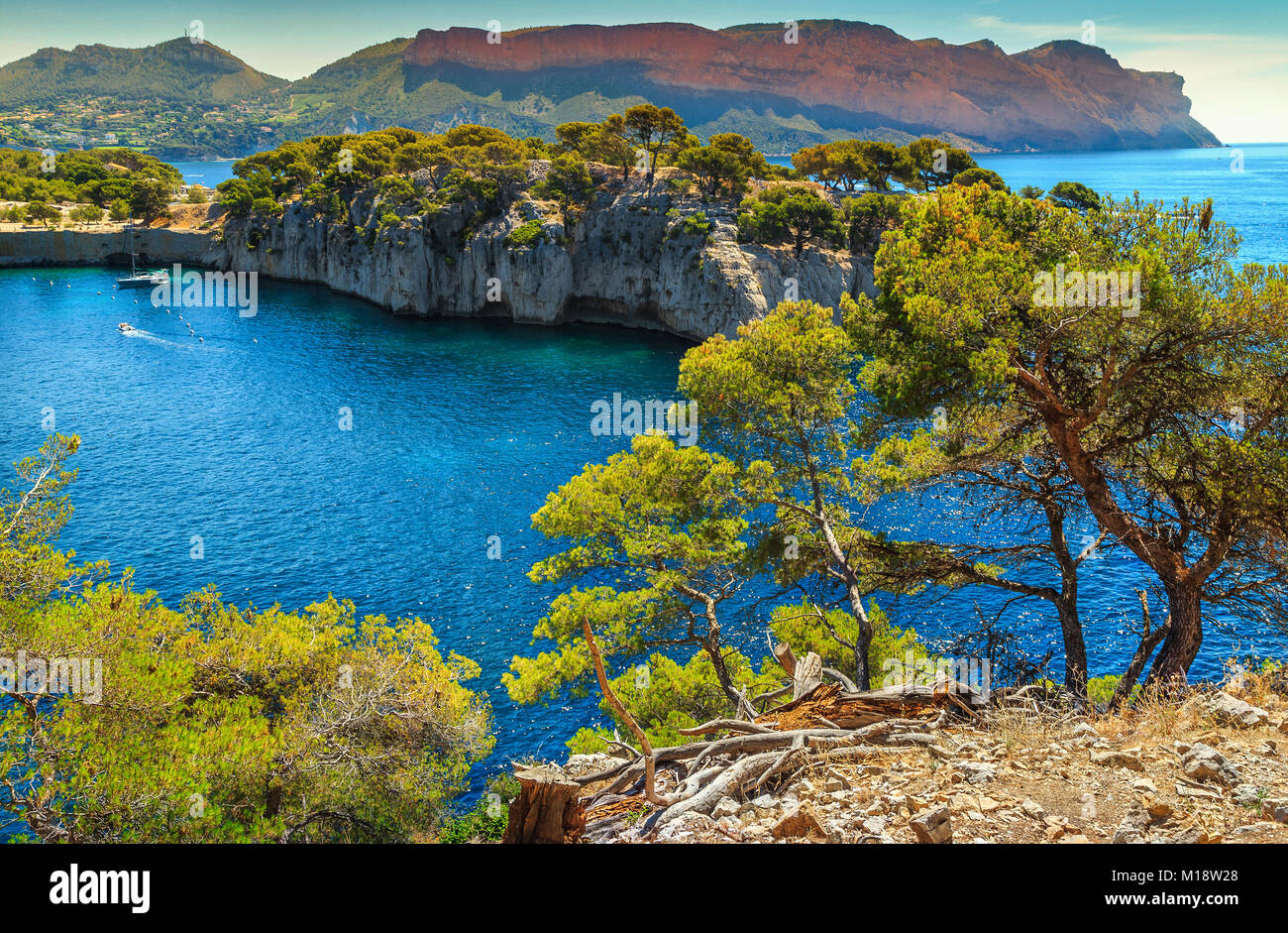 Breathtaking viewpoint on the cliffs, Calanques de Port Pin bay ...