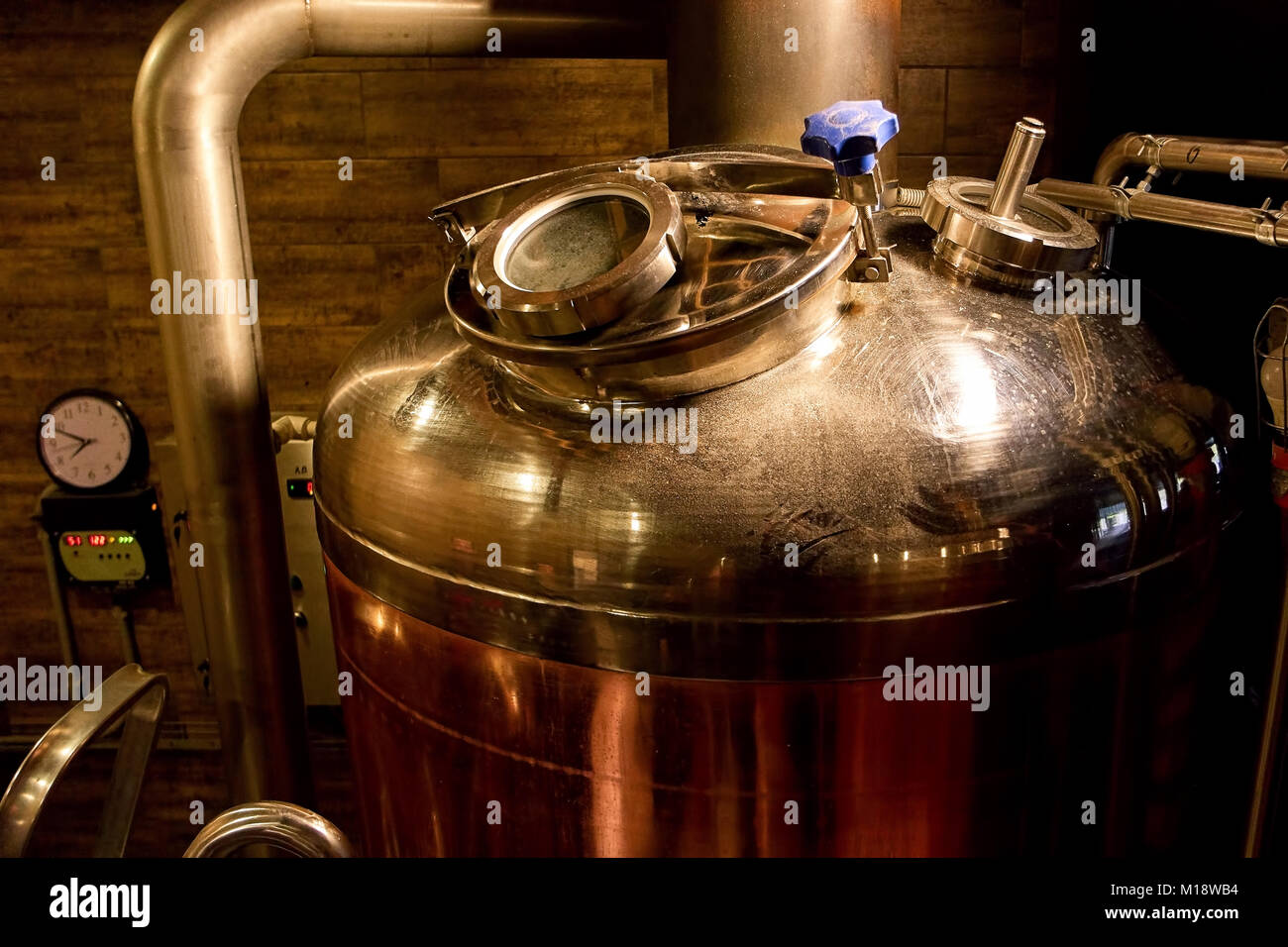 Alcoholbeverage hi-res stock photography and images - Alamy