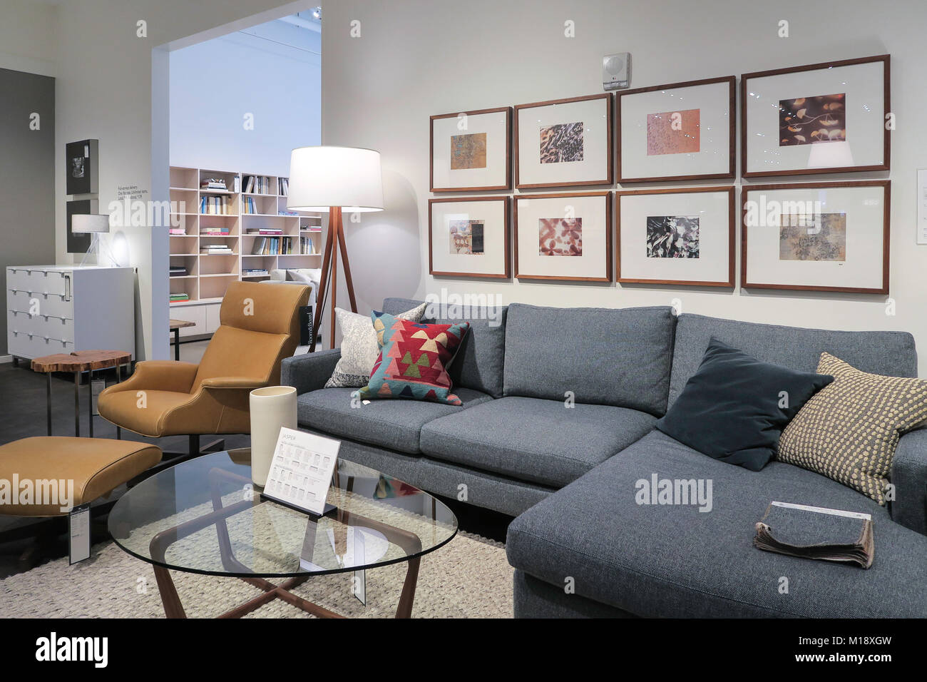The chelsea room hi-res stock photography and images - Alamy