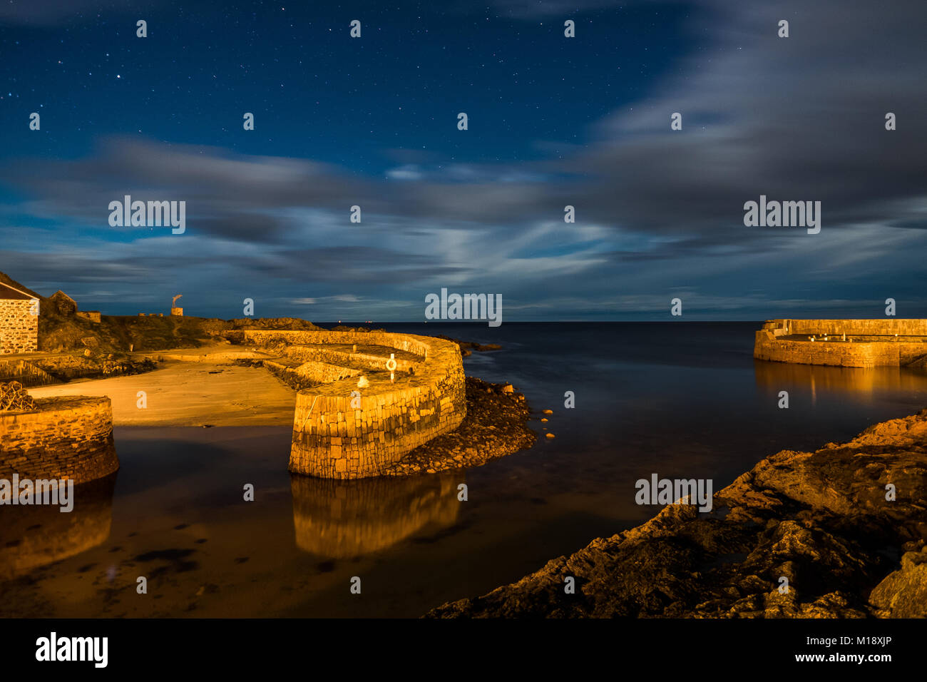 17th century harbour hi-res stock photography and images - Alamy