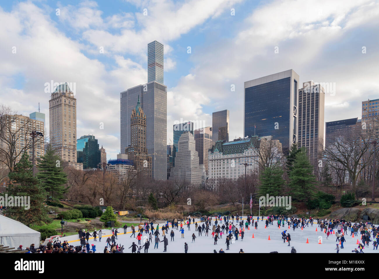 Wollman rink aerial hi-res stock photography and images - Alamy