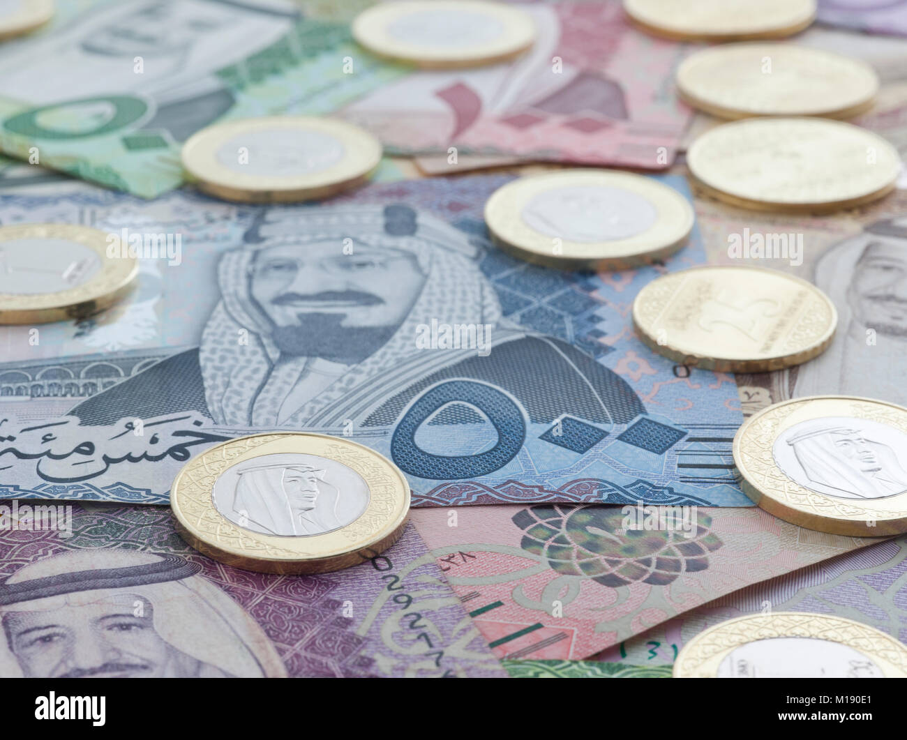 New Saudi Riyal Banknotes and Coins showing King Salman of Saudi Arabia ...