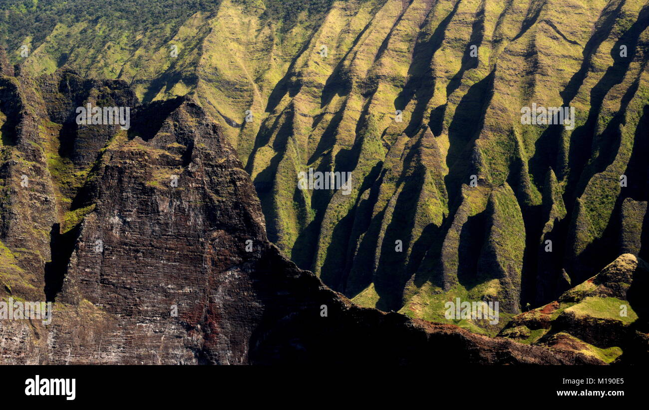 Sharp Ridges of Na Pali Coast, Kauai, Hawaii Stock Photo - Alamy