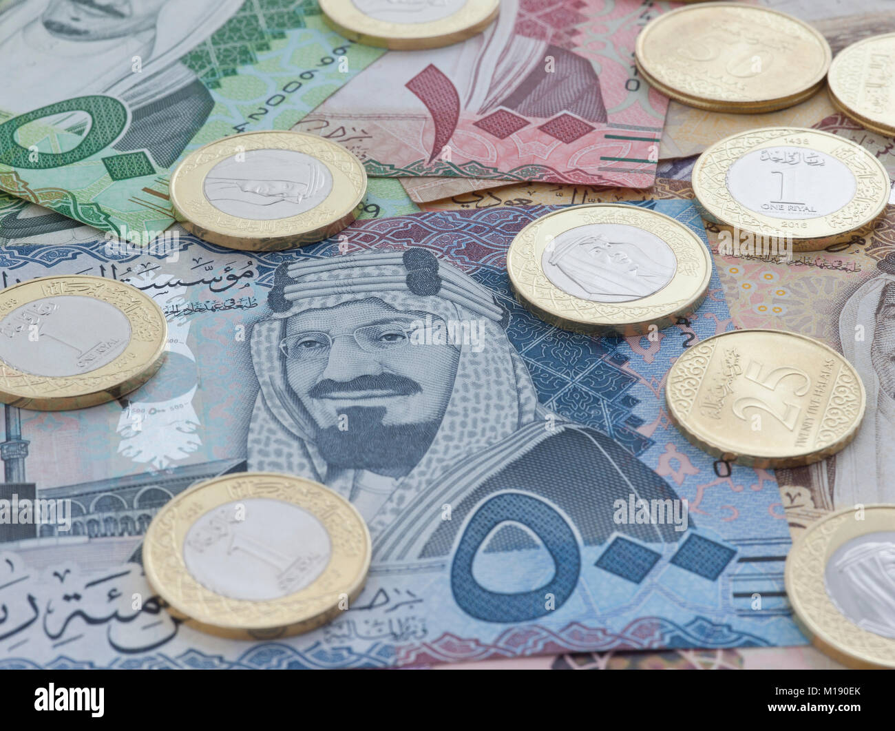 New Saudi Riyal Banknotes and Coins showing King Salman of Saudi Arabia ...