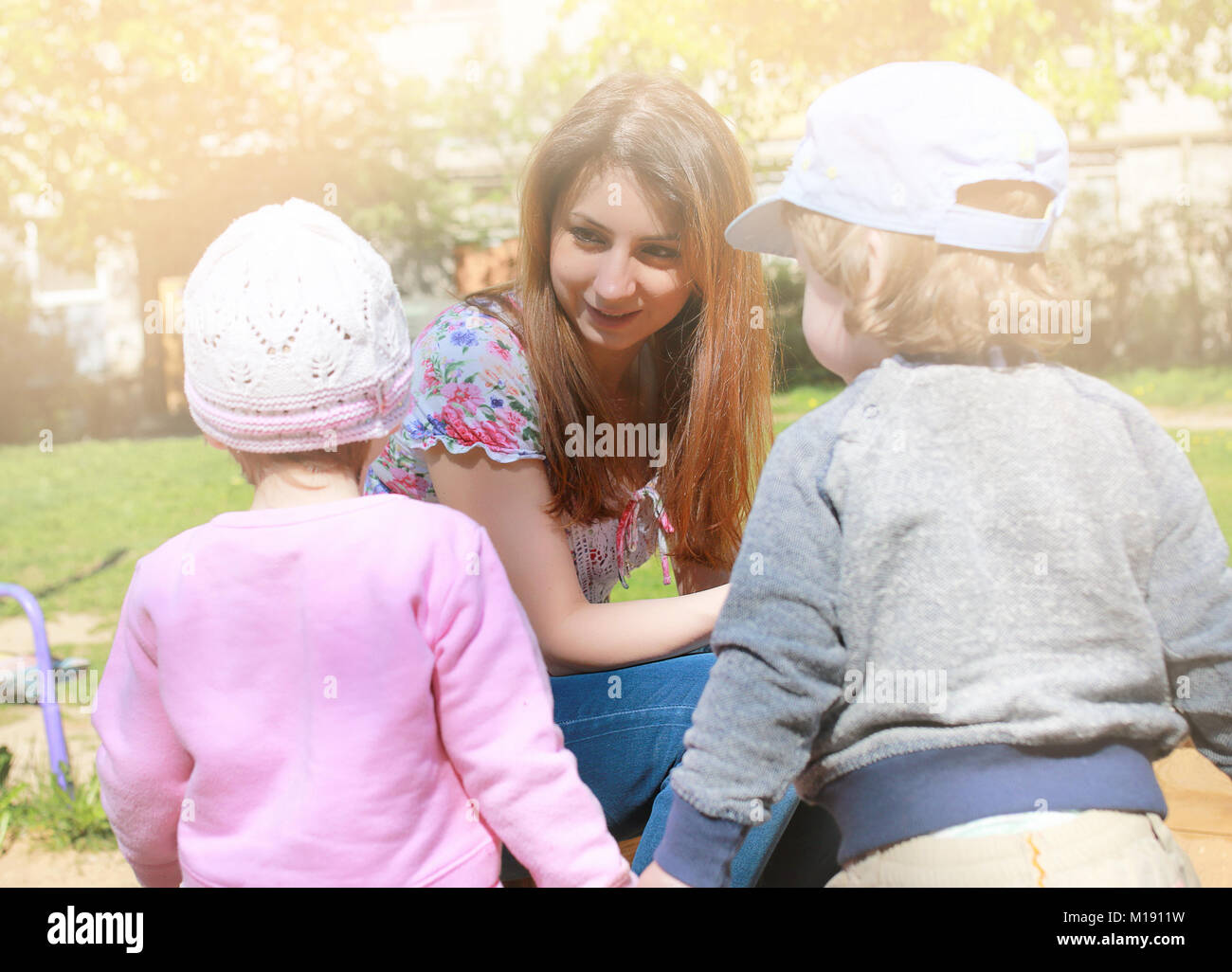 Mother talks to teen hi-res stock photography and images - Alamy