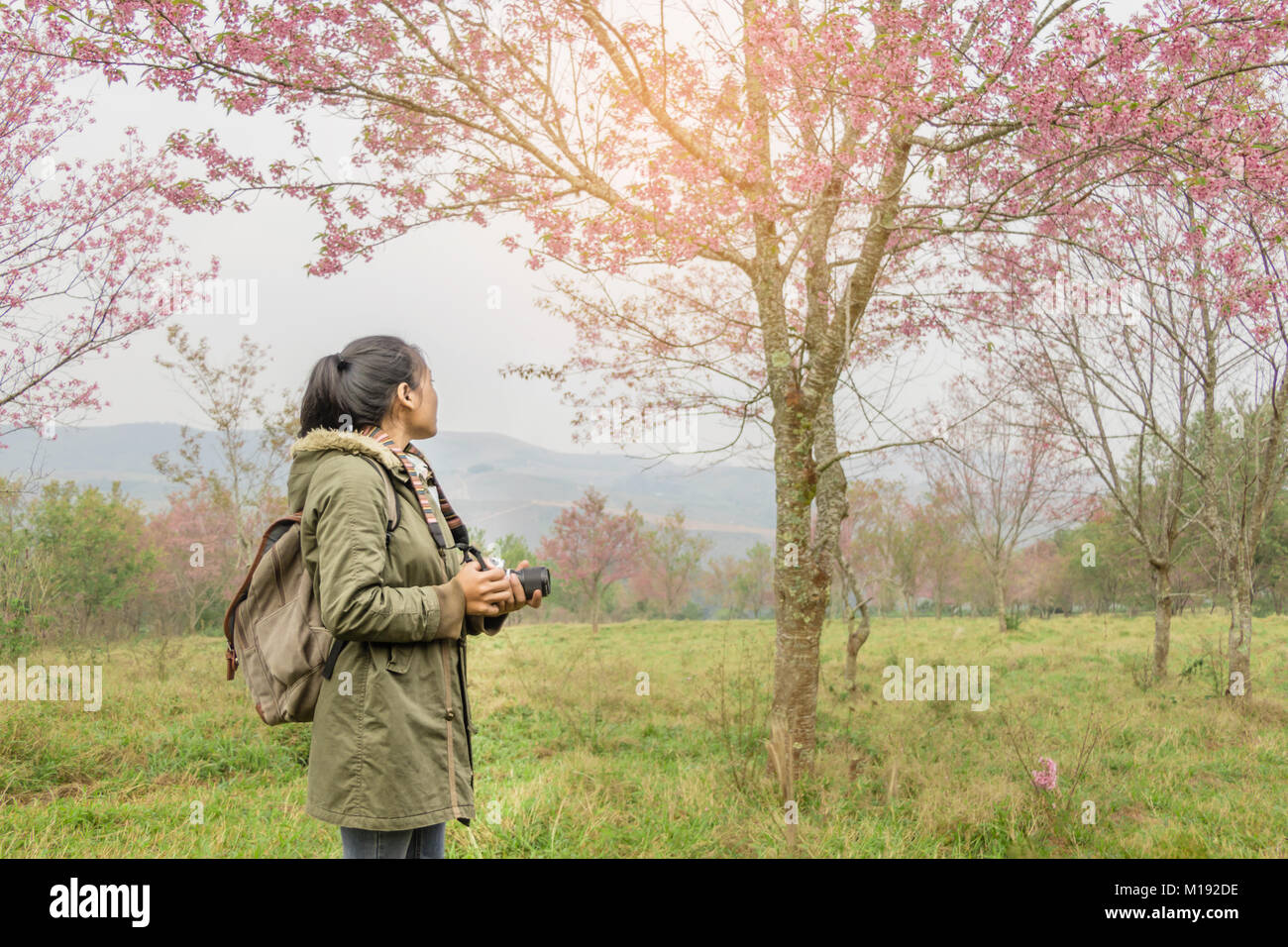 Girl backpacker hi-res stock photography and images - Alamy