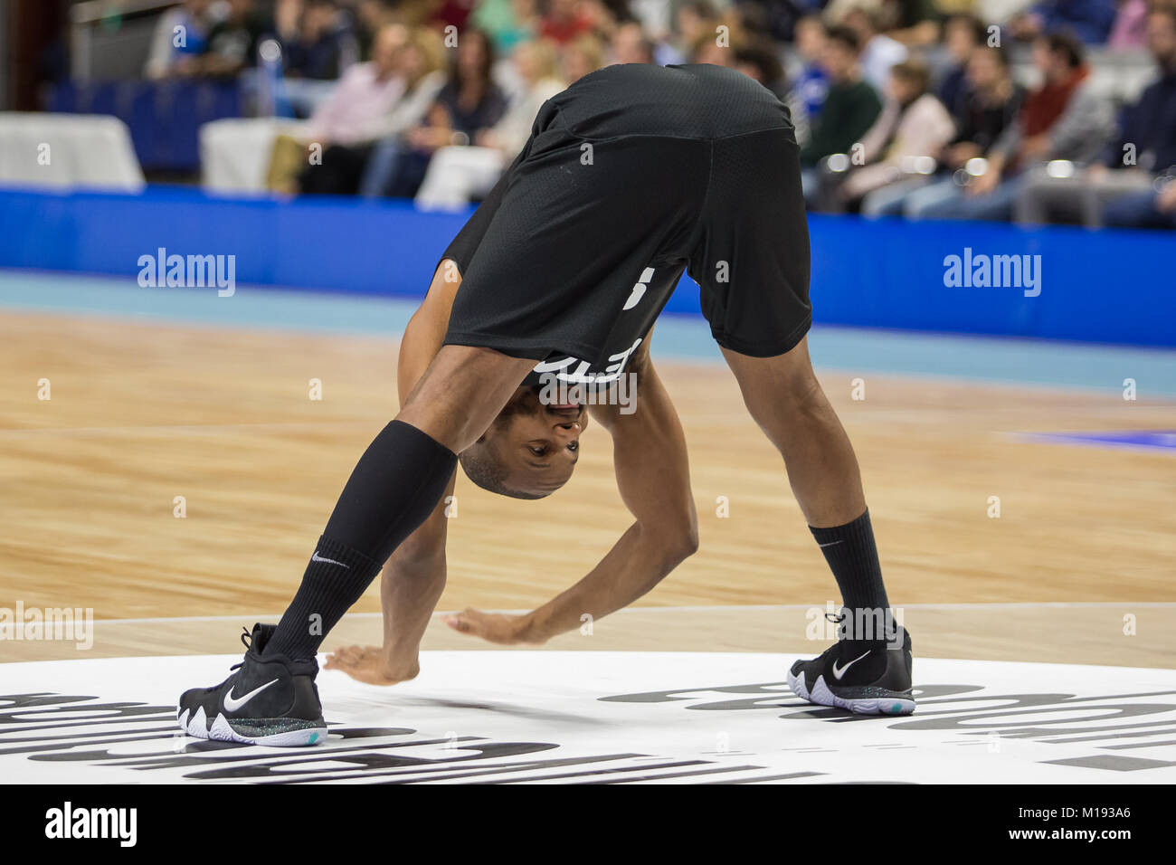 Jonathan tabu hi-res stock photography and images - Alamy