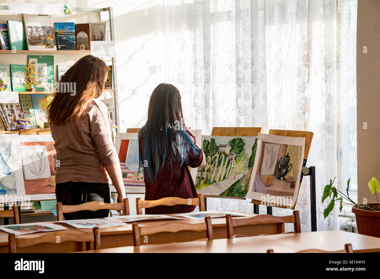 Exhibition of paintings of students Stock Photo - Alamy