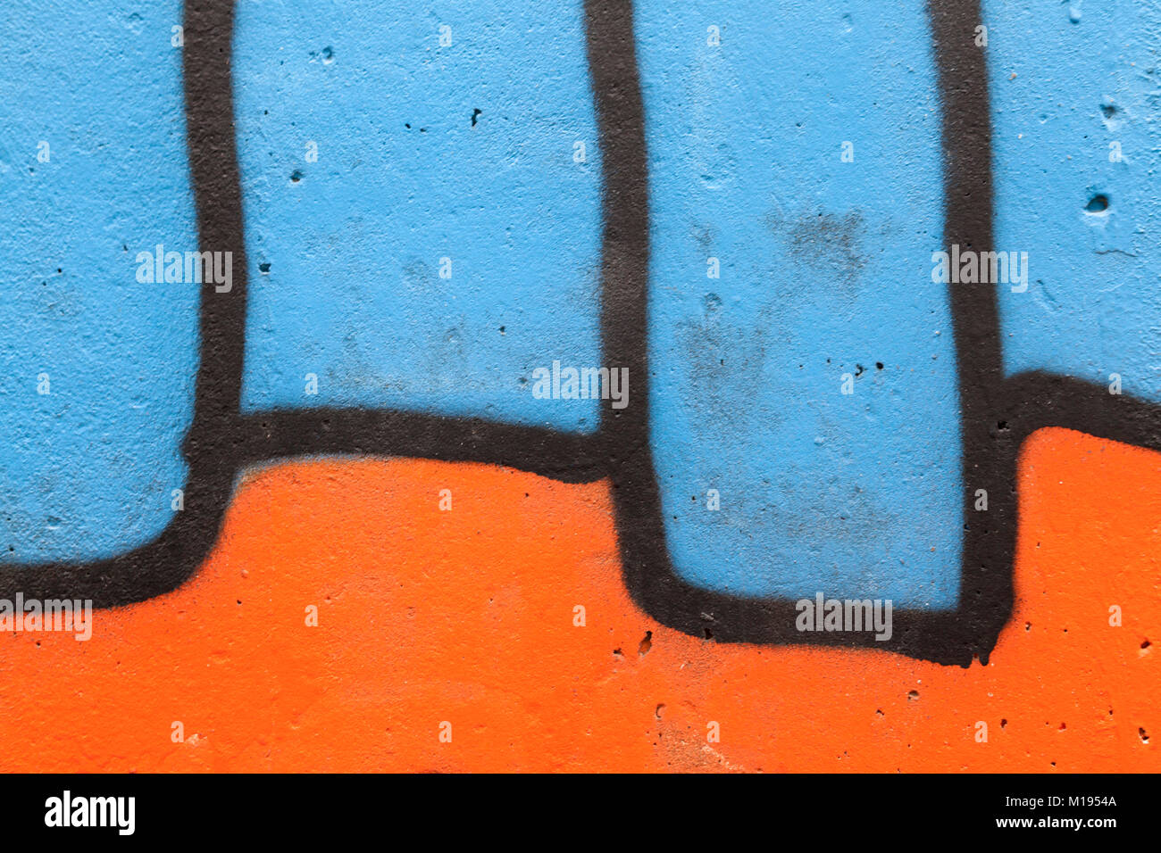 Orange graffiti hi-res stock photography and images - Alamy