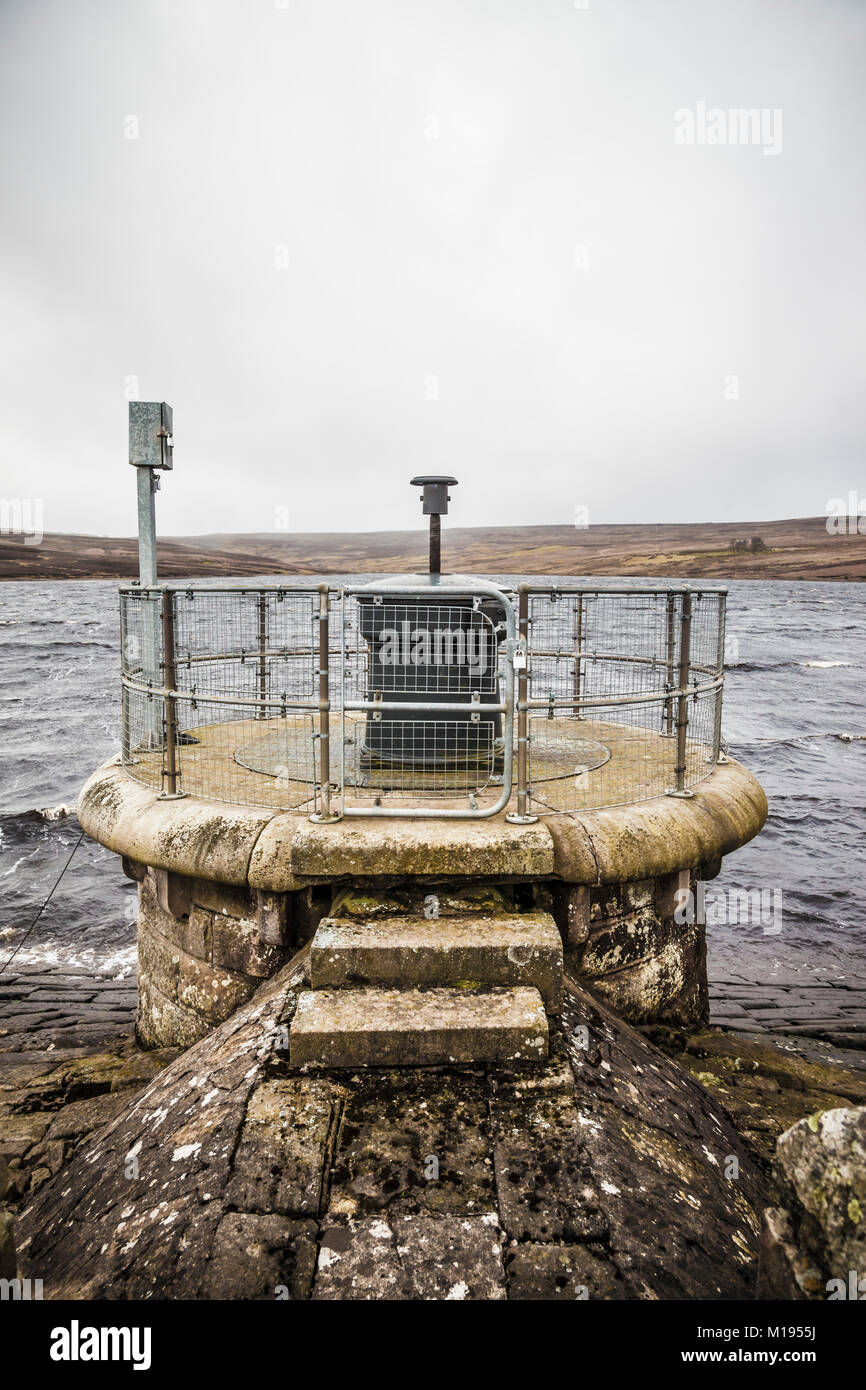 Valve tower at Waskerley reservoir Stock Photo - Alamy